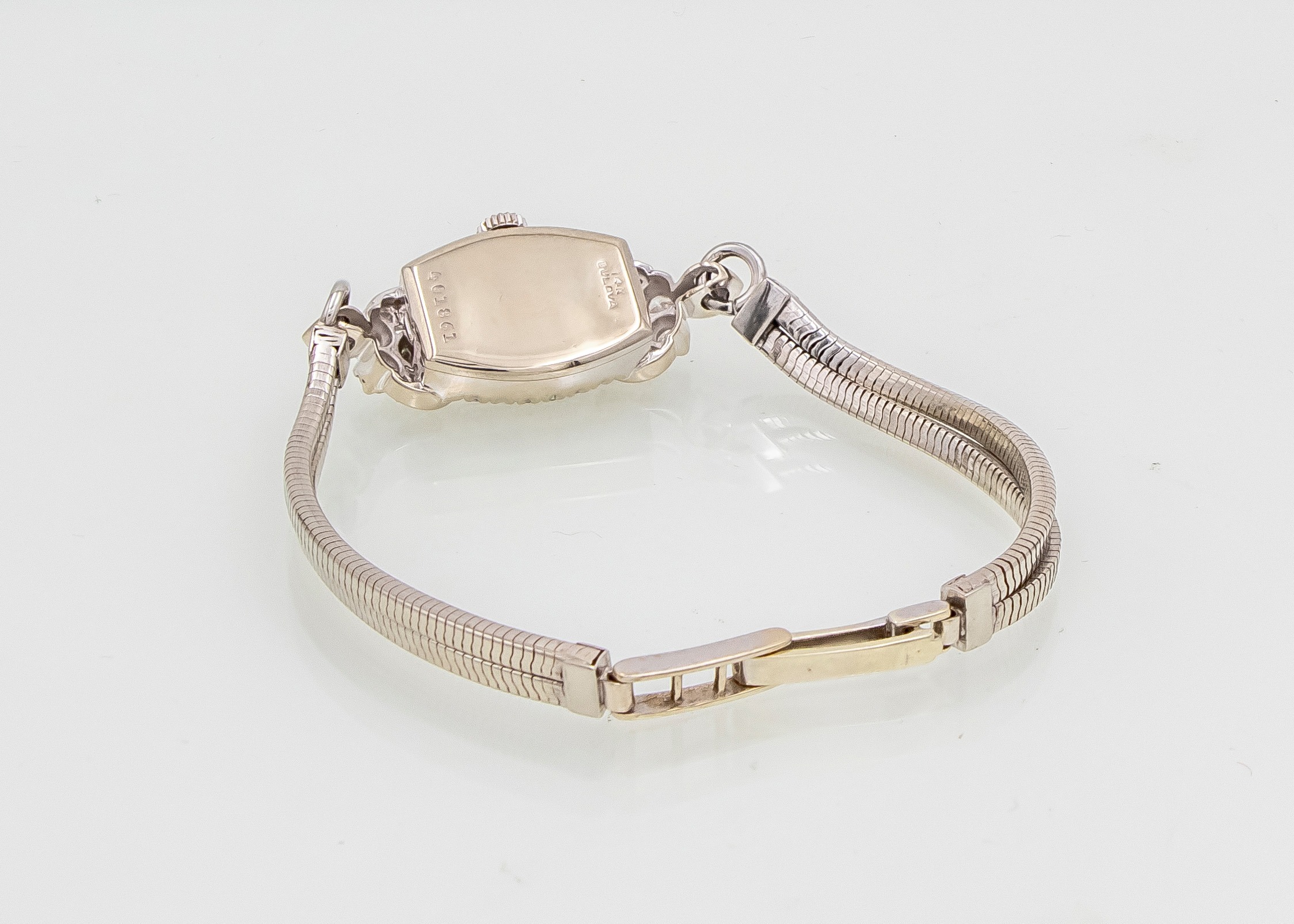 Bulova EMKA Incablo 17 Jewels - Watchinn Luxury Watches